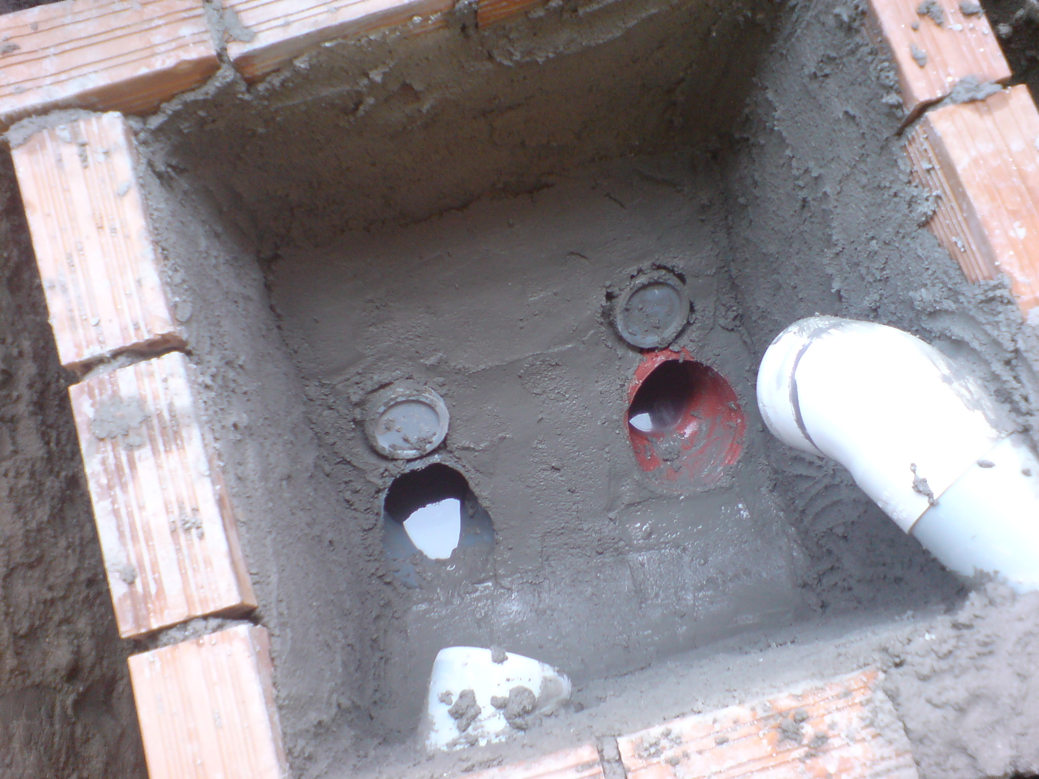 ΚΑΤΑΣΚΕΥΗ ΚΕΝΤΡΙΚΟΥ ΦΡΕΑΤΙΟΥ ΛΥΜΑΤΩΝ ΠΟΛΥΚΑΤΟΙΚΙΑΣ "ΜΟΣΧΑΤΟ"